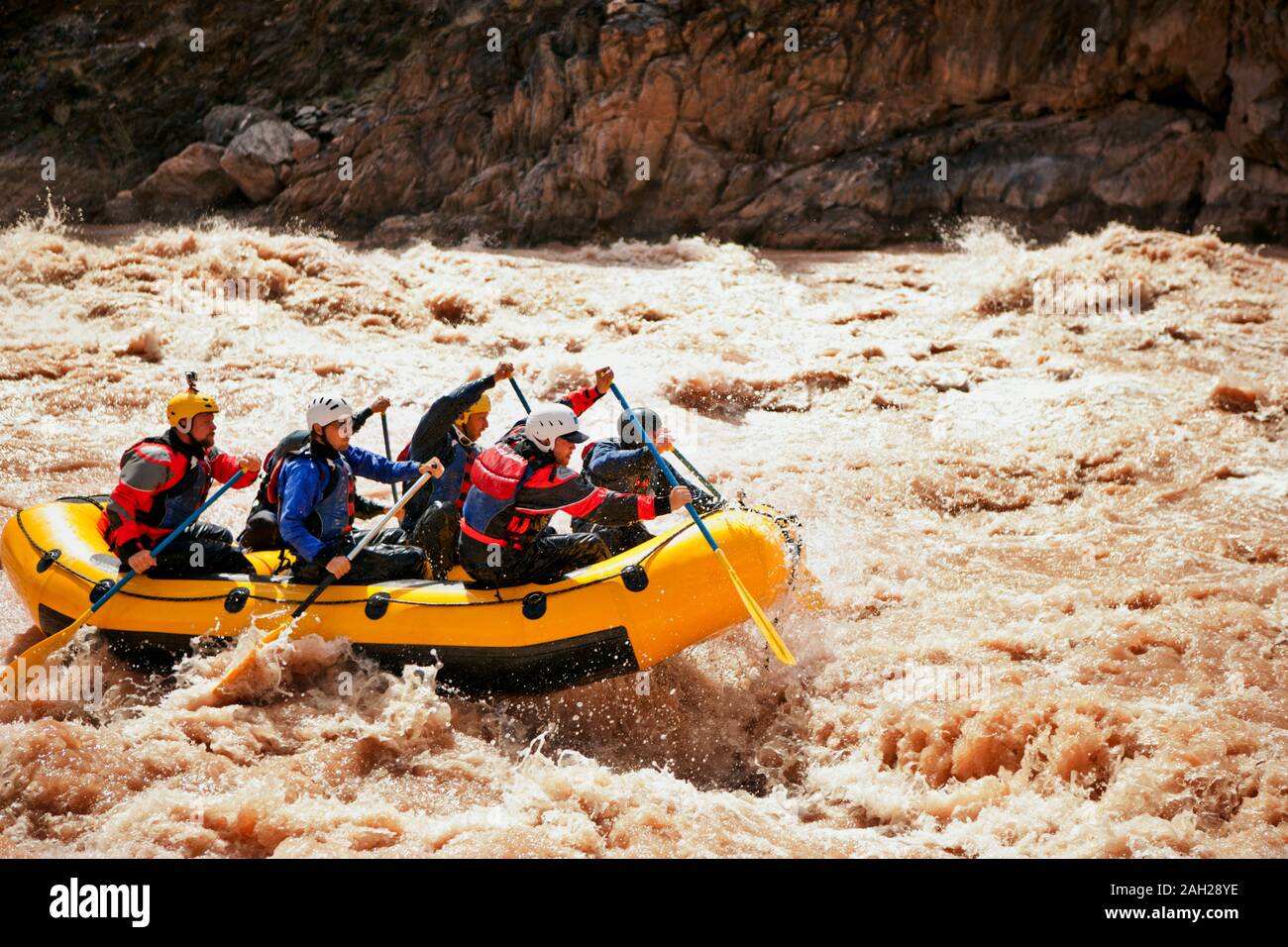 Fast moving rivers hi-res stock photography and images - Alamy