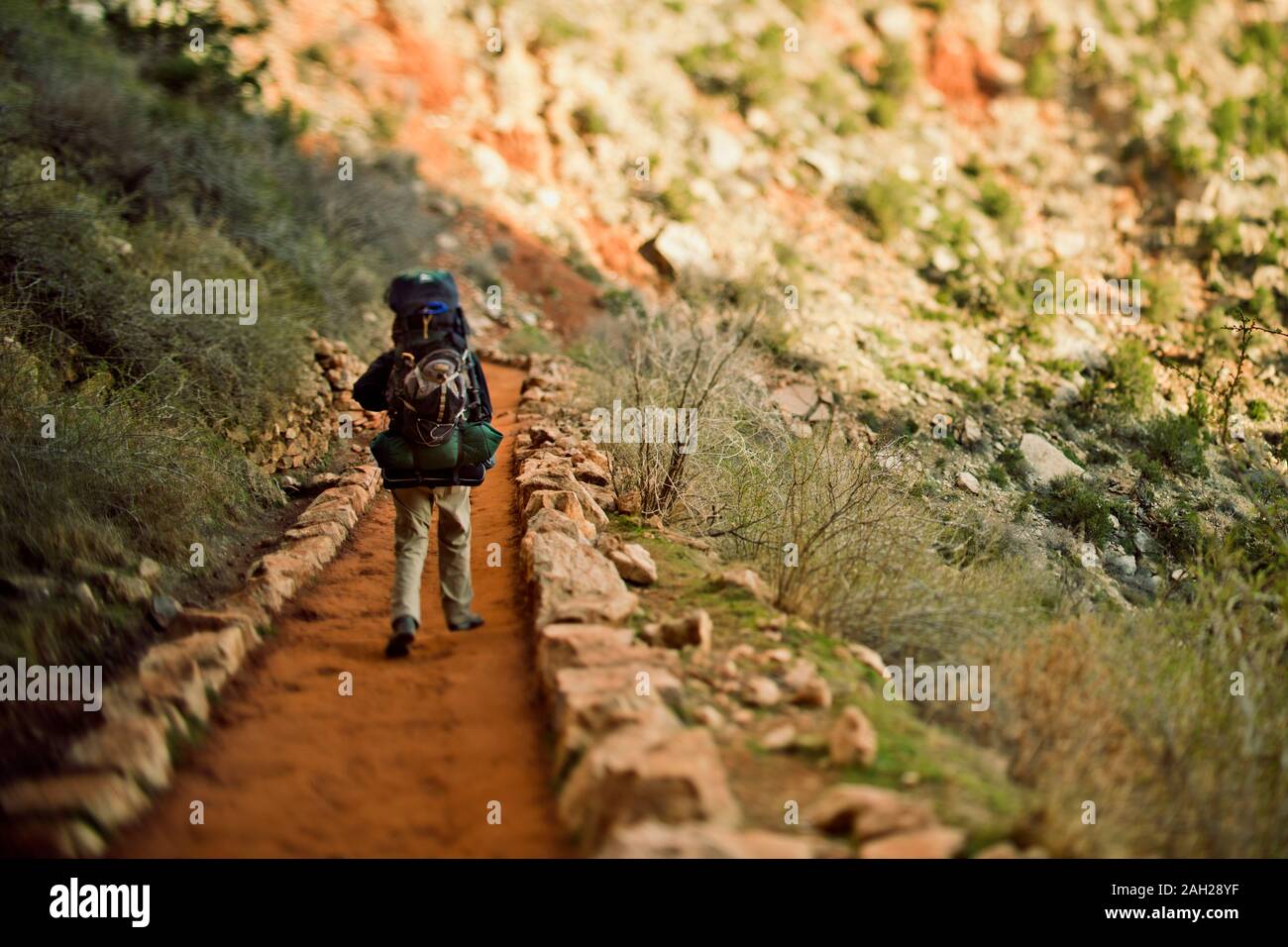 Dirt footpaths hi-res stock photography and images - Alamy