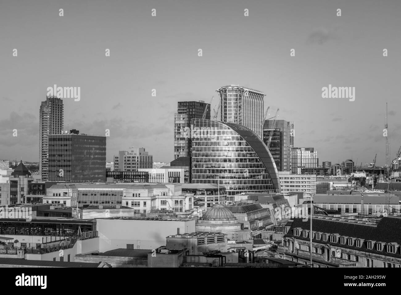Britannic house london hi-res stock photography and images - Alamy
