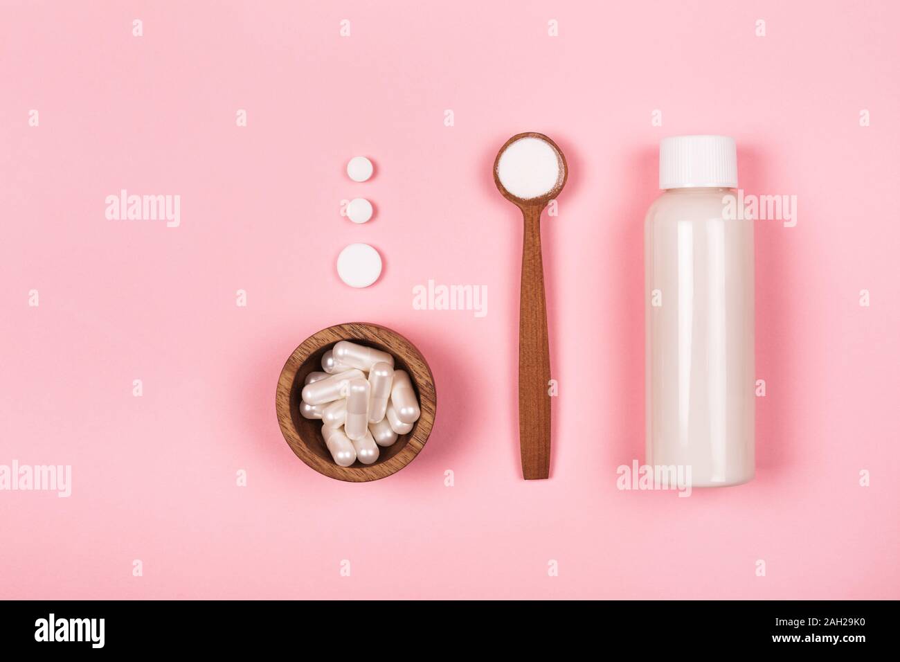 Different types of collagen. Powder, capsules, tablets and fluid Stock ...