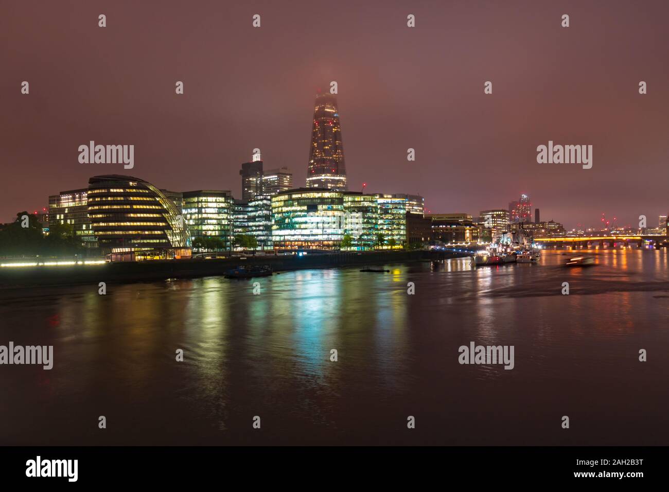 Panoramic view of the shard hi-res stock photography and images - Alamy