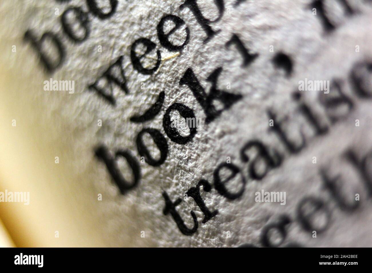 Times new roman font hi-res stock photography and images - Alamy