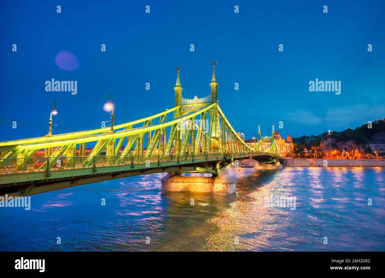 Liberty freedom bridge across hi-res stock photography and images - Alamy