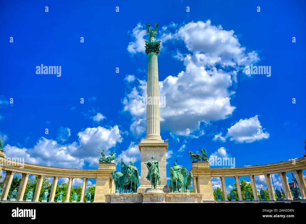 Millenium monument in heroes hi-res stock photography and images - Alamy