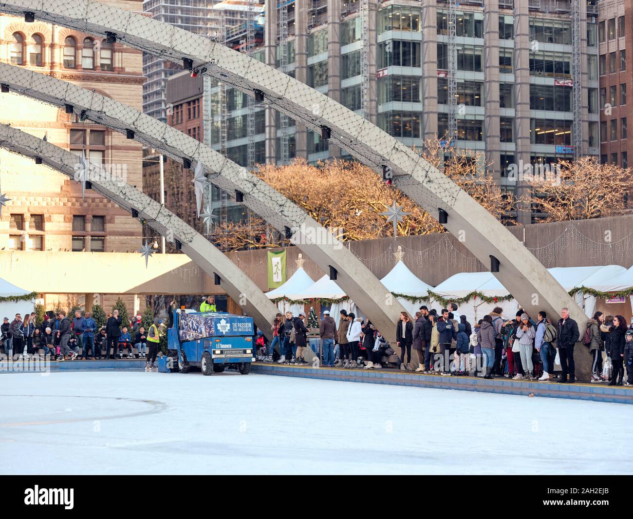 Nathan Phillips Square skating Stock Photo - Alamy