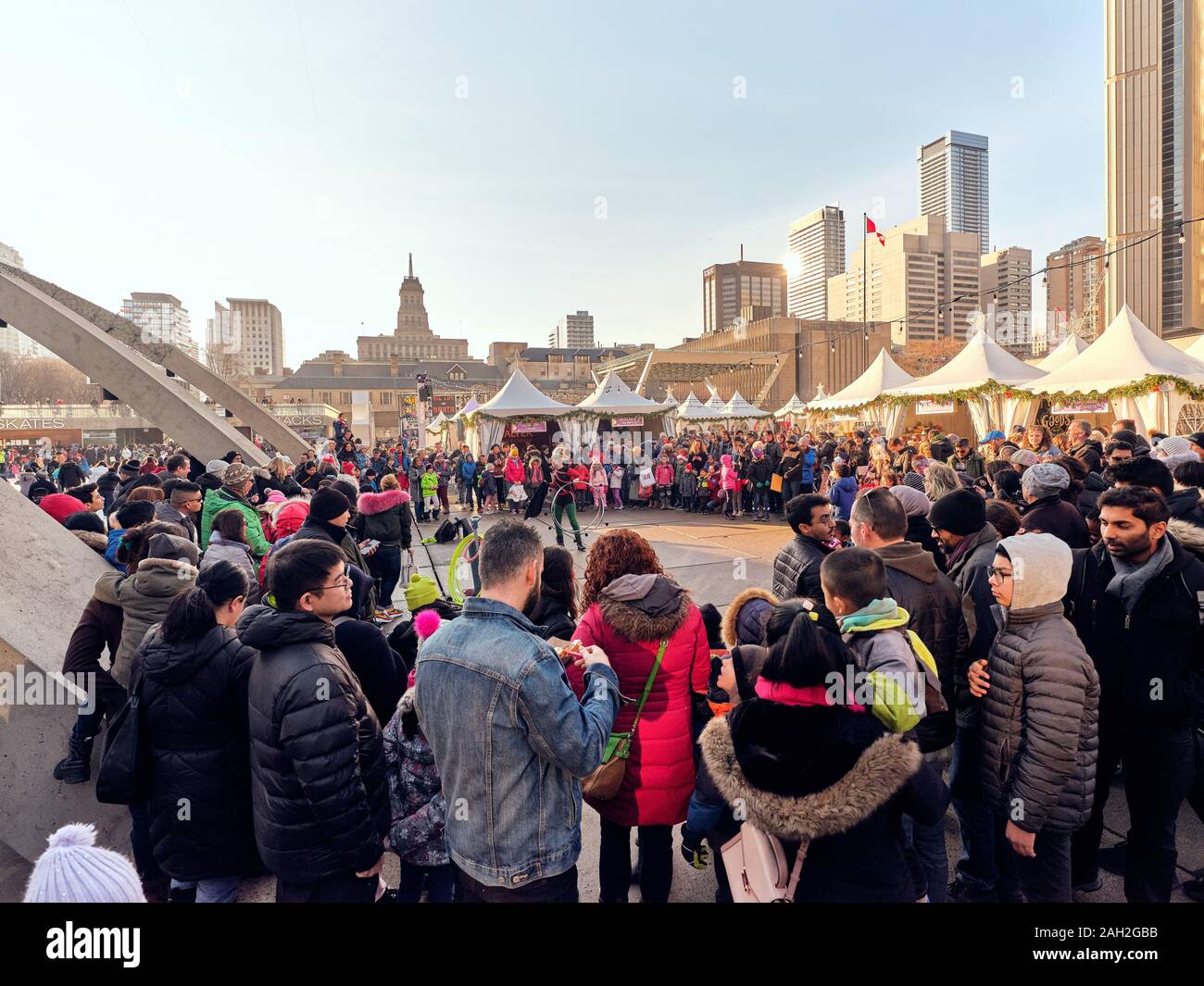 Nathan Phillips Square / City Hall, Toronto Stock Photo - Alamy