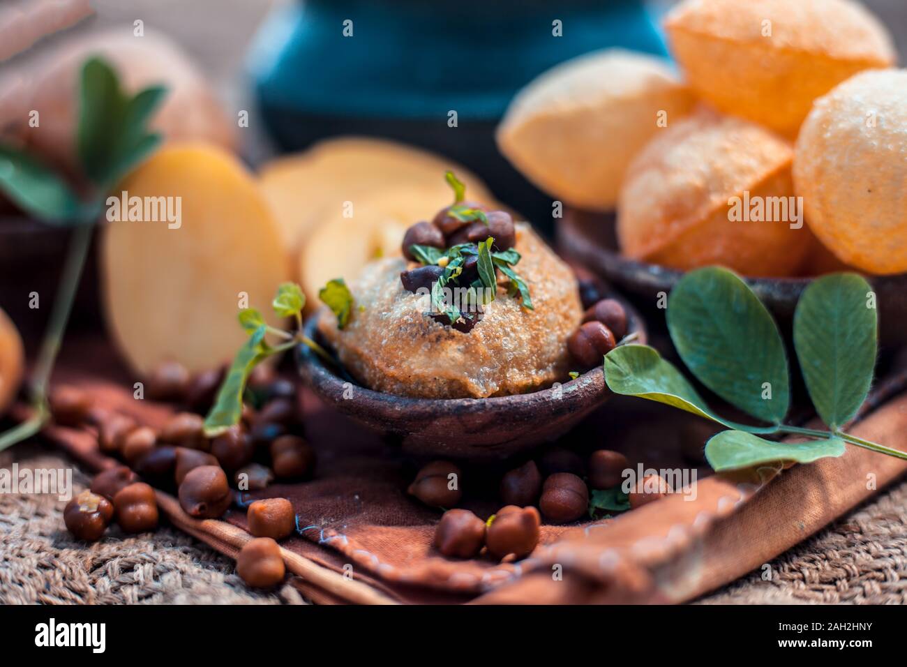 Chup chup ke hi-res stock photography and images - Alamy
