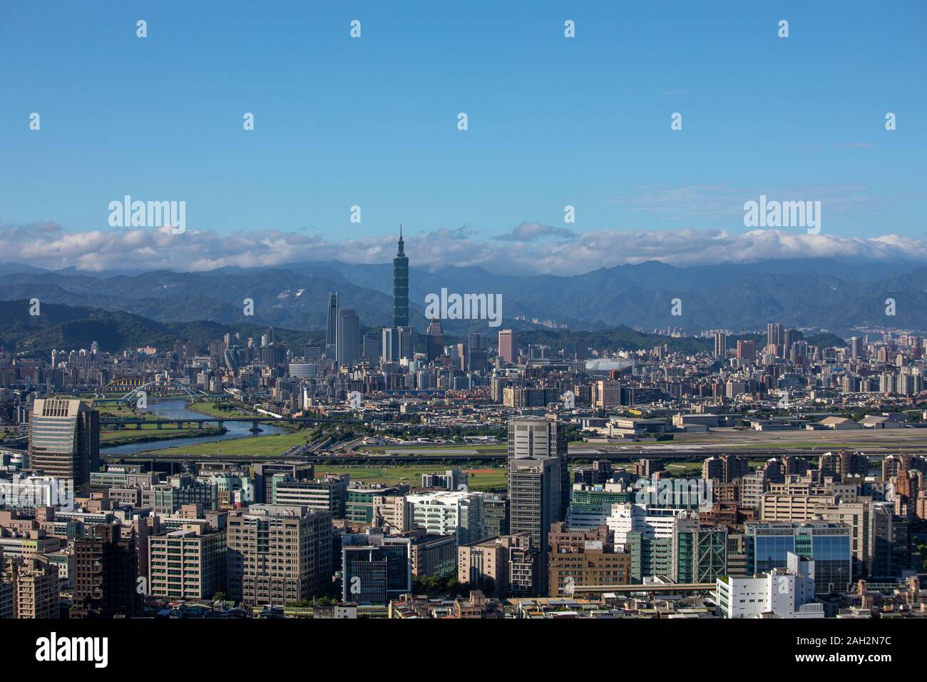 Taipei basin view hi-res stock photography and images - Alamy