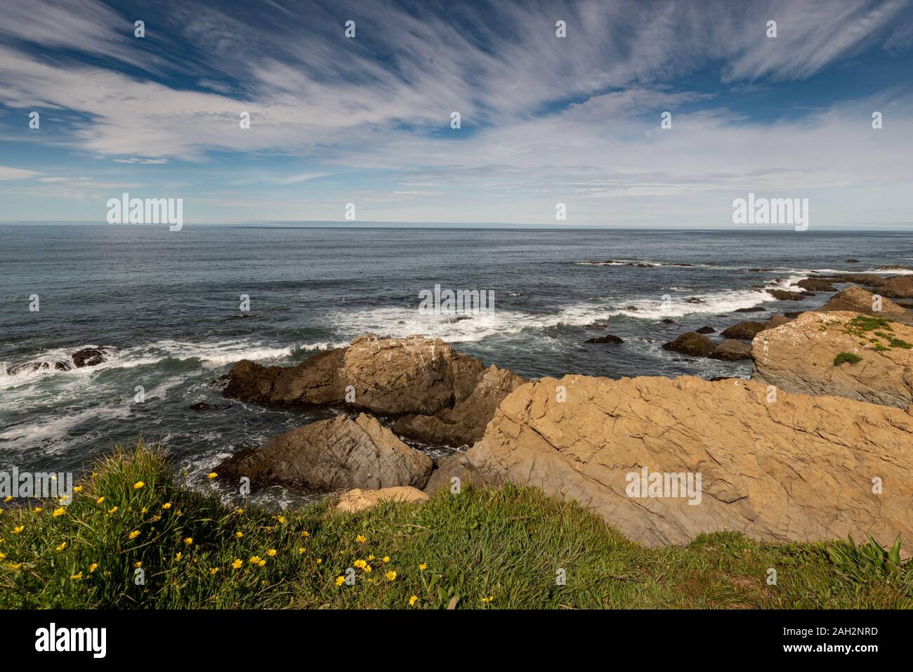 Coastal Bluffs High Resolution Stock Photography and Images - Alamy