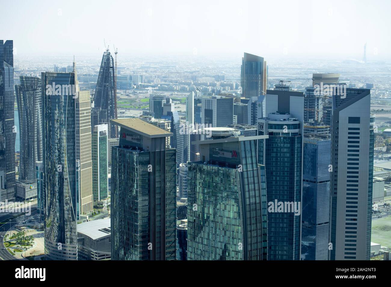 Beautiful skyscraper hi-res stock photography and images - Alamy