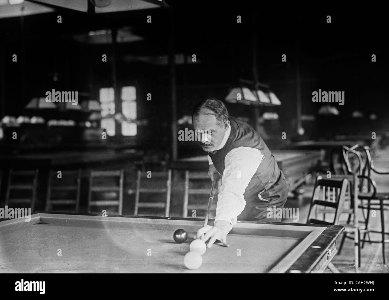 Date: 1910-1915 - Fred Lowenthal Stock Photo - Alamy