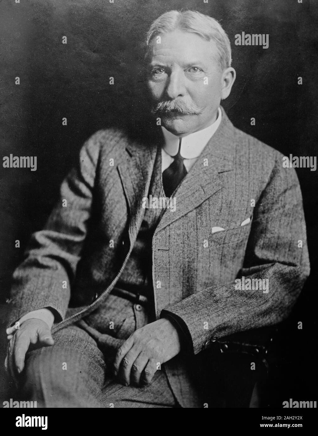 Henry c hall hi-res stock photography and images - Alamy