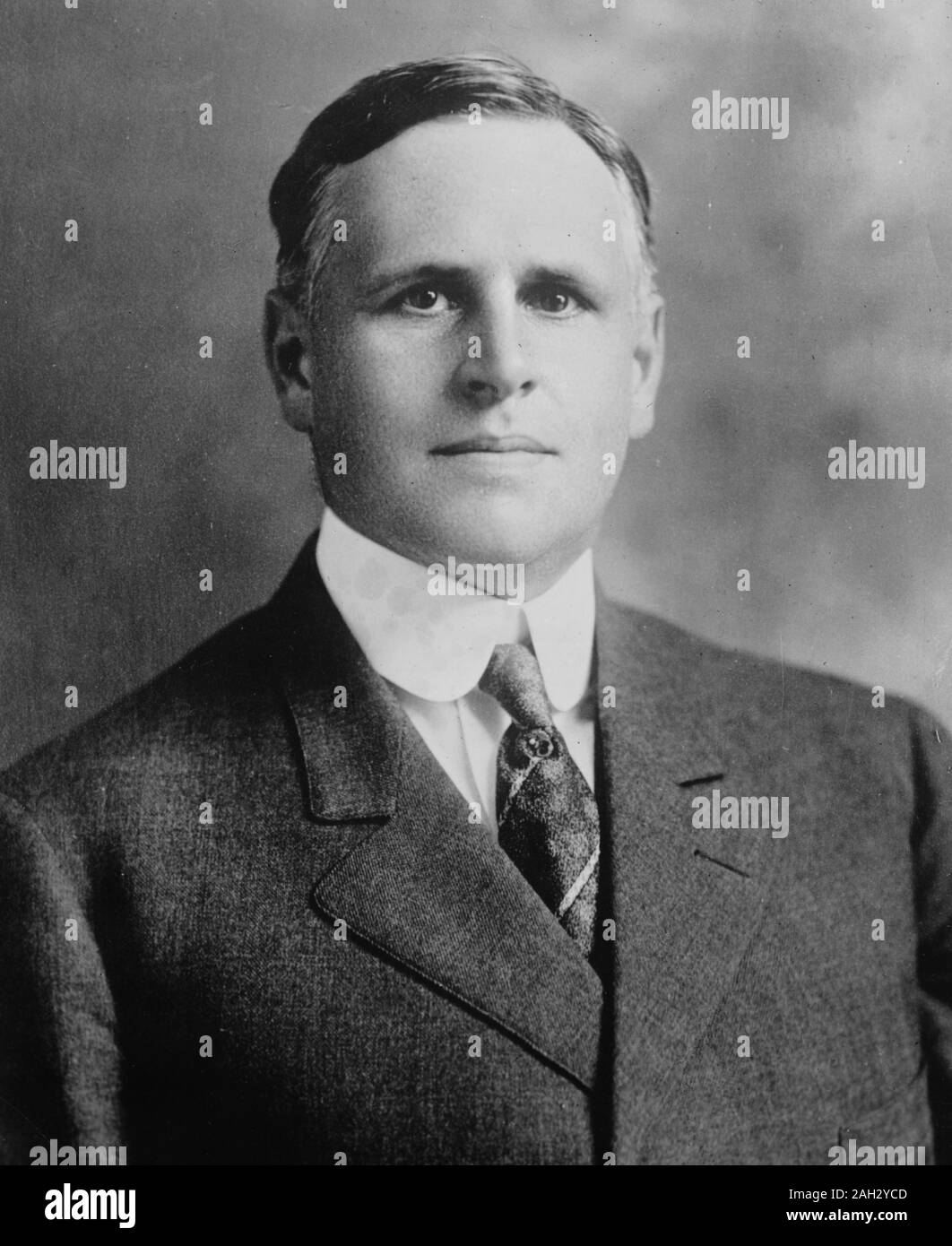 Elliot h goodwin hi-res stock photography and images - Alamy