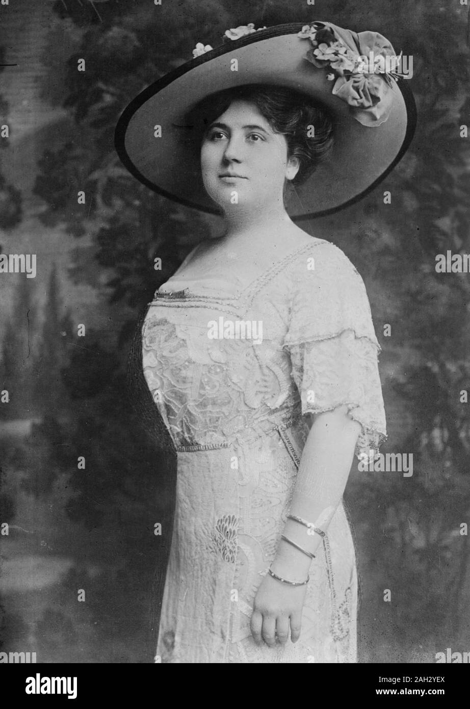 Florence hinkle hi-res stock photography and images - Alamy