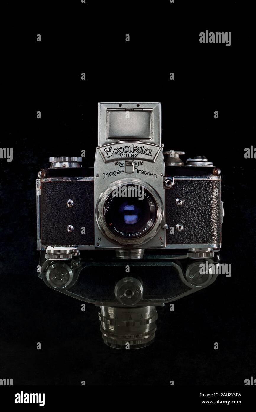 1998 Camera High Resolution Stock Photography and Images - Alamy