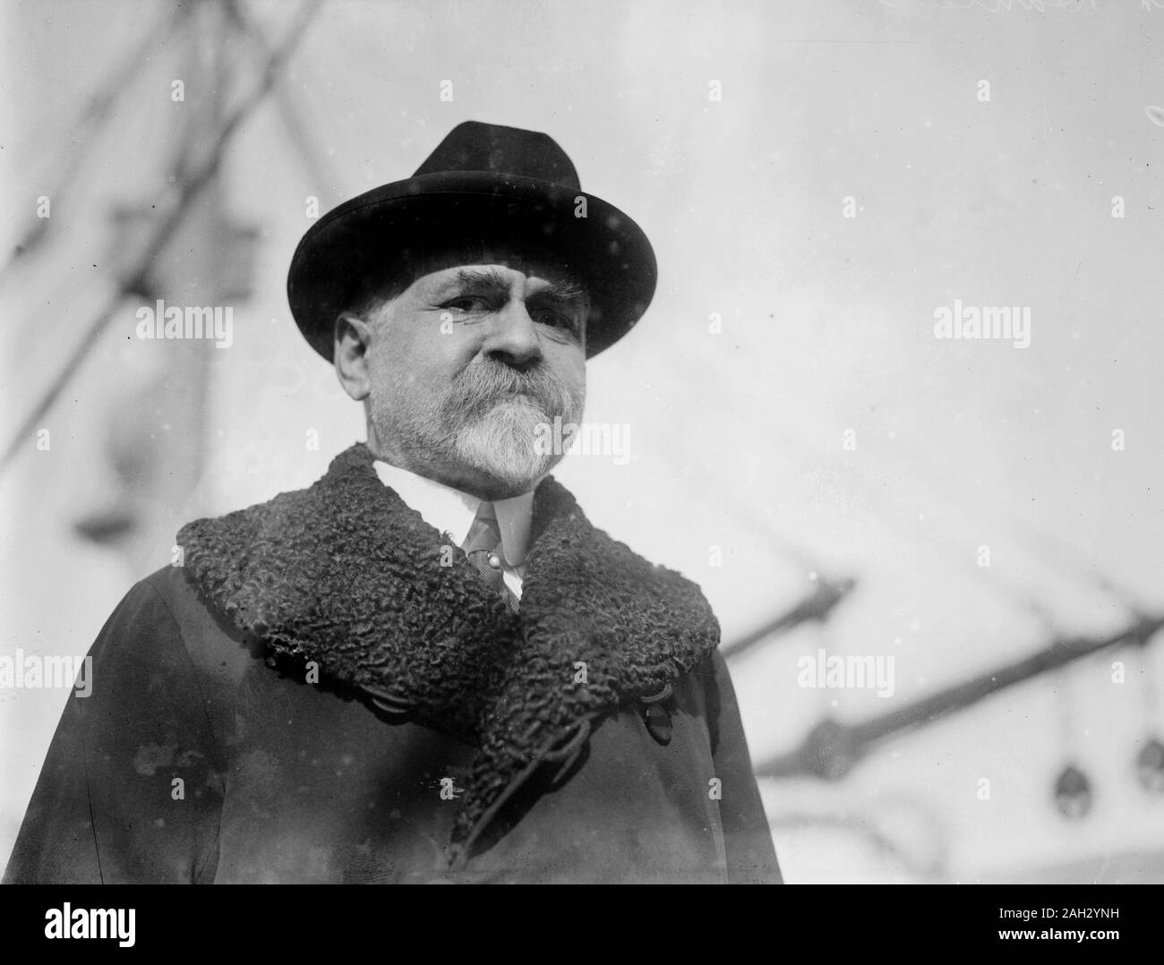 Frank damrosch hi-res stock photography and images - Alamy