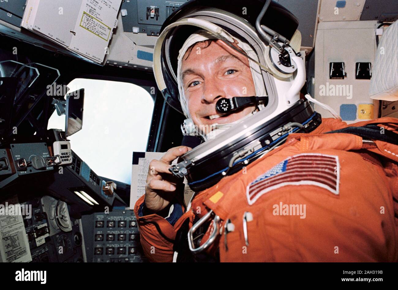 (20 Sept. 1992) --- Astronaut Curtis L. Brown, Jr., STS-47 pilot, is ...