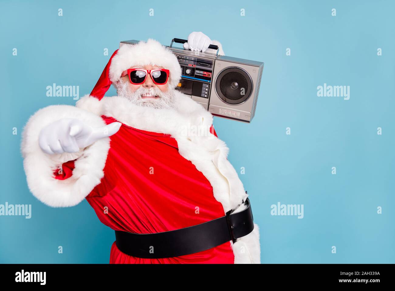 Close up fat man pointing hi-res stock photography and images - Alamy