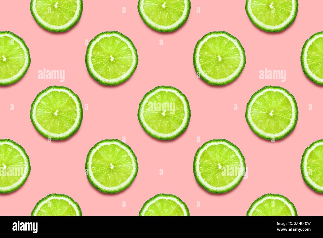 Lime slices seamless pattern on pastel pink background. Minimal summer ...