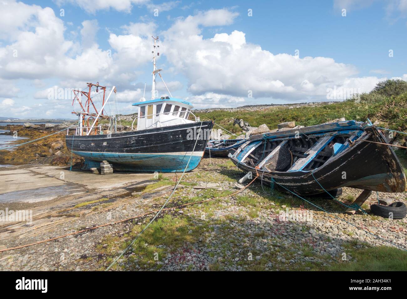 Fishing boats on Connemara in Co. Galway - Ireland Stock Photo - Alamy