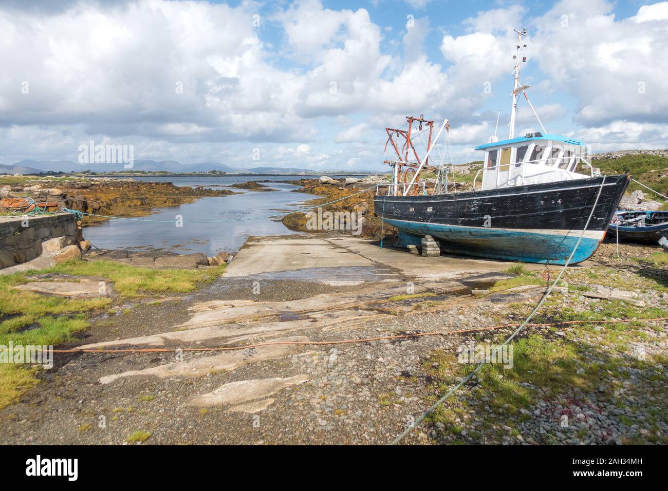 Fishing boats on Connemara in Co. Galway - Ireland Stock Photo - Alamy