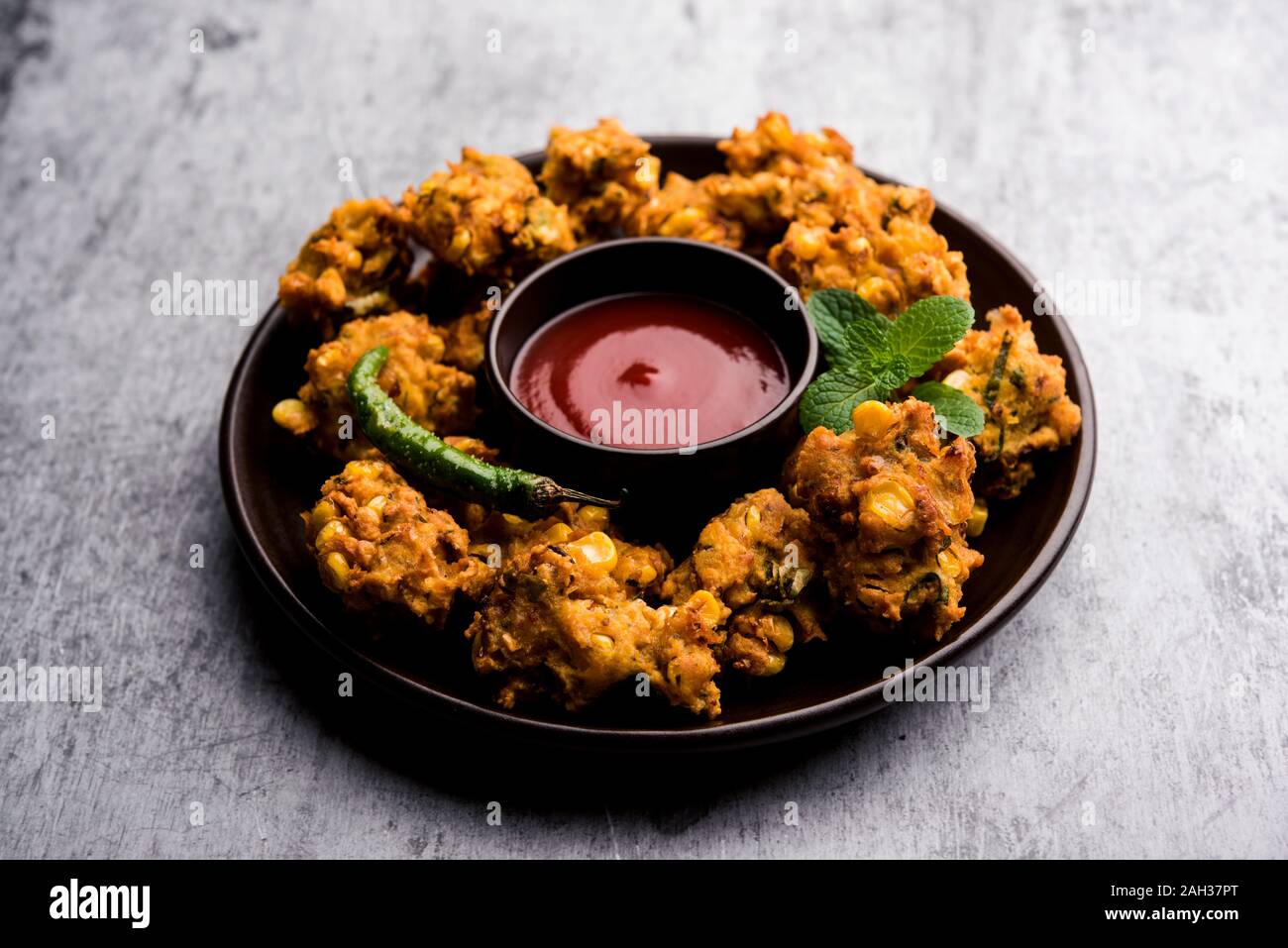 Crispy Corn pakora/pakoda, bhajji, Bhaji, bajji or pattice . served ...