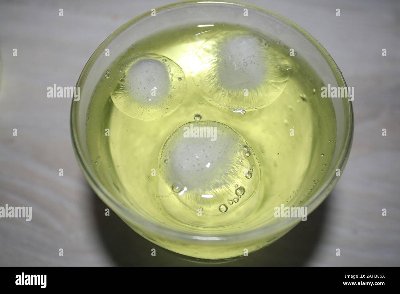 lemonade with ice and sparkling water Stock Photo - Alamy