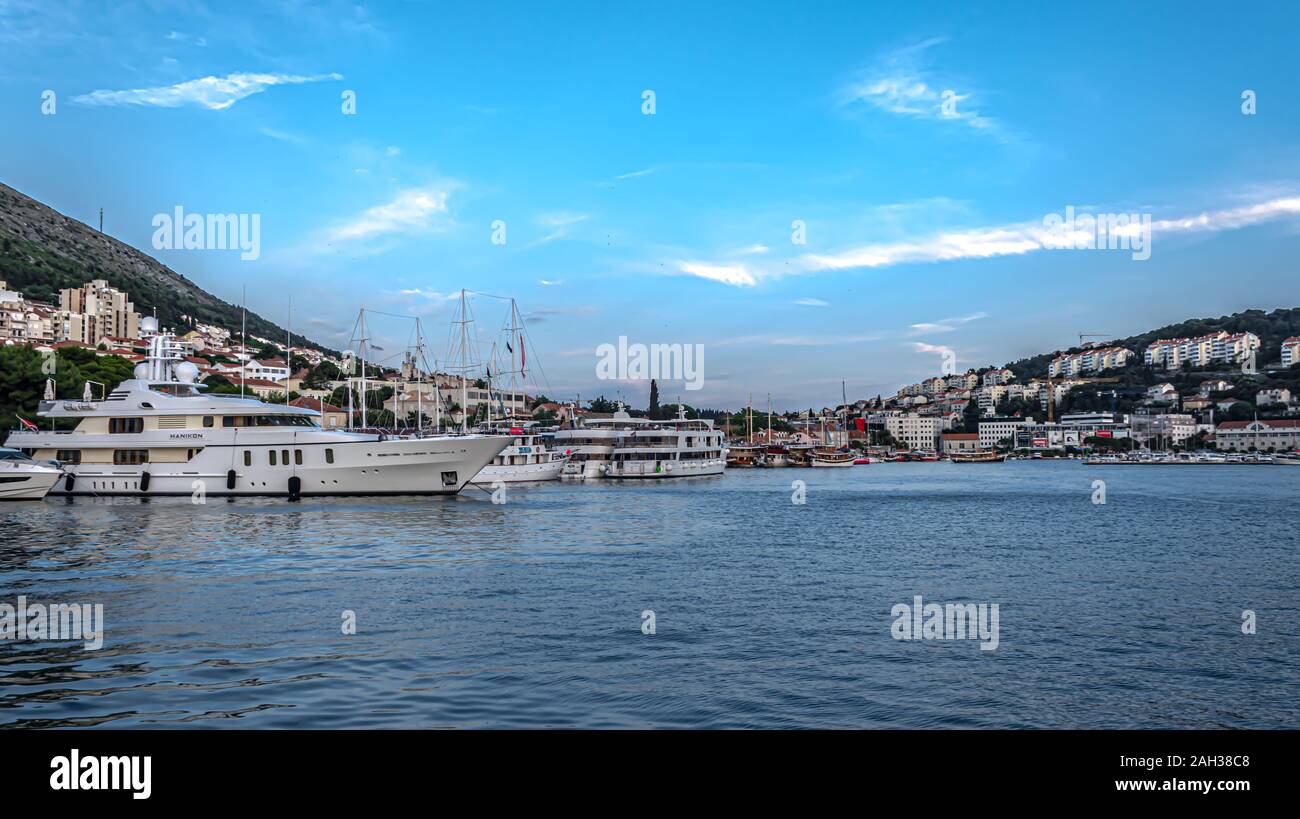 Gruz hi-res stock photography and images - Alamy