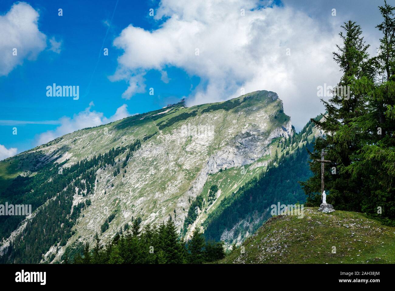 Austria schafberg schafberg house hi-res stock photography and images ...