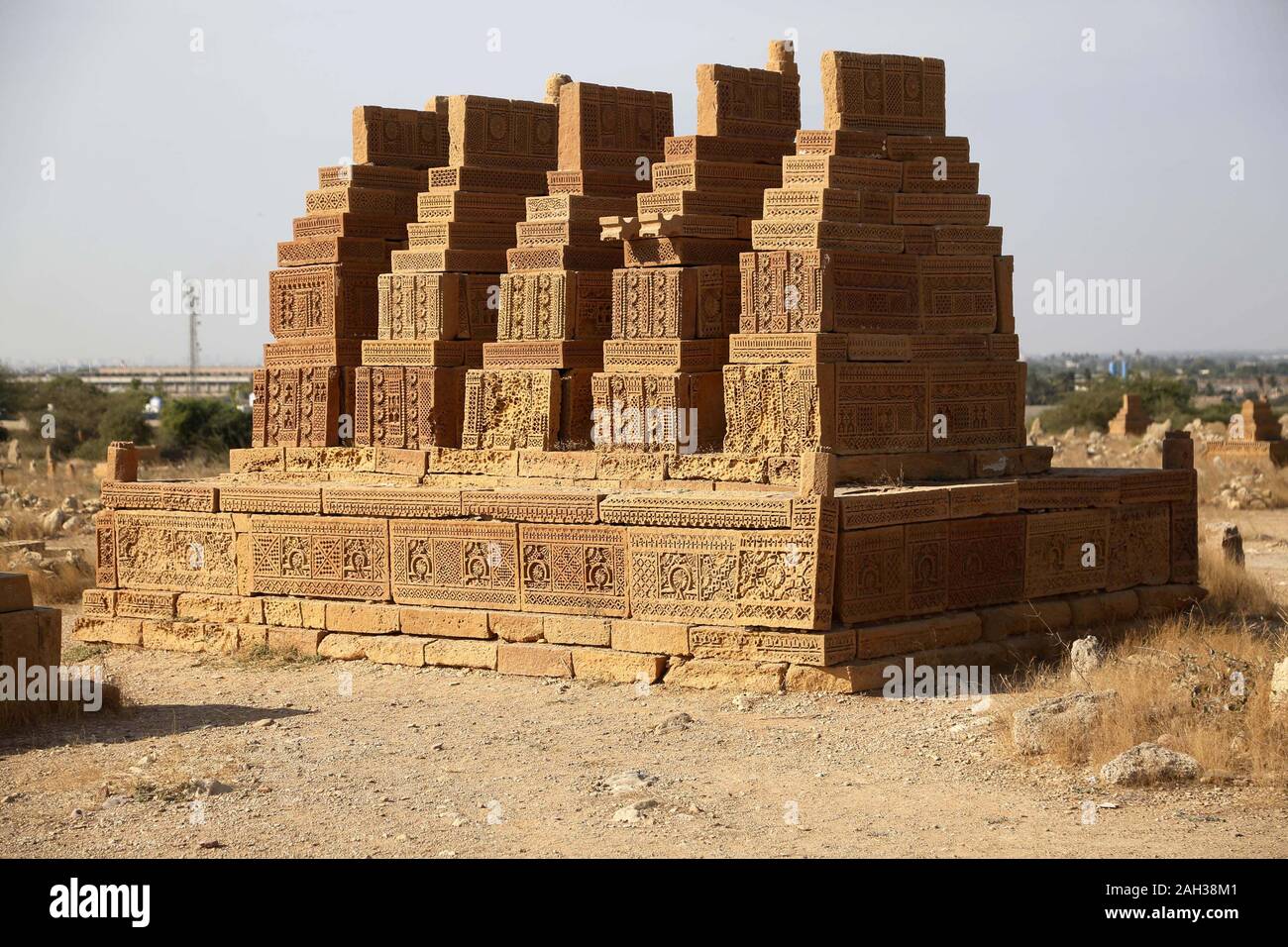 Karachi. 24th Dec, 2019. Photo taken on Dec. 24, 2019 shows stone ...