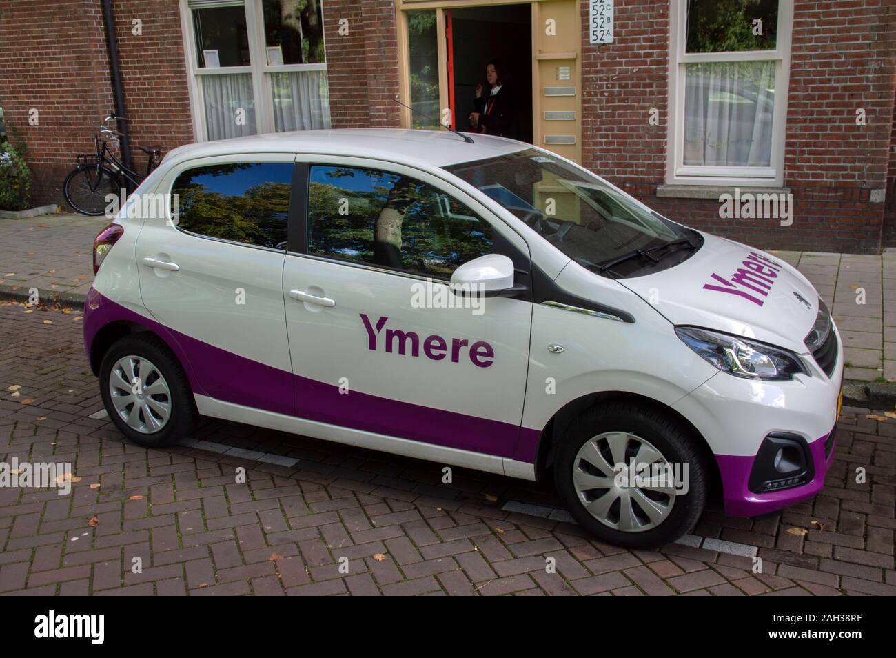 Ymere hi-res stock photography and images - Alamy