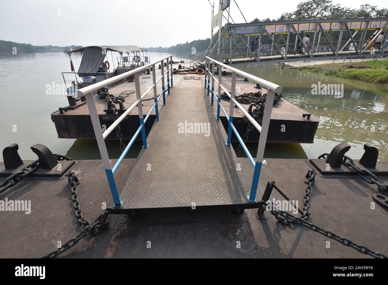Rani Ghat ferry gangway at the Ganges, Strand Road, Chandan Nagar ...