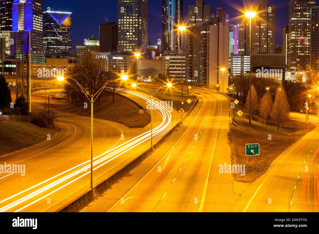 Traffic atlanta rush hour highway road city georgia hi-res stock ...