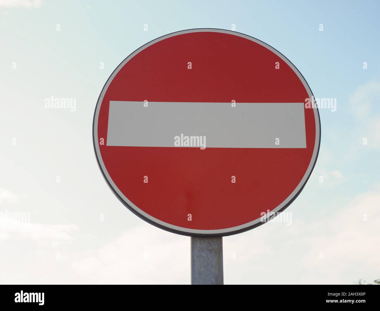 Regulatory signs, no entry for vehicular traffic sign Stock Photo - Alamy