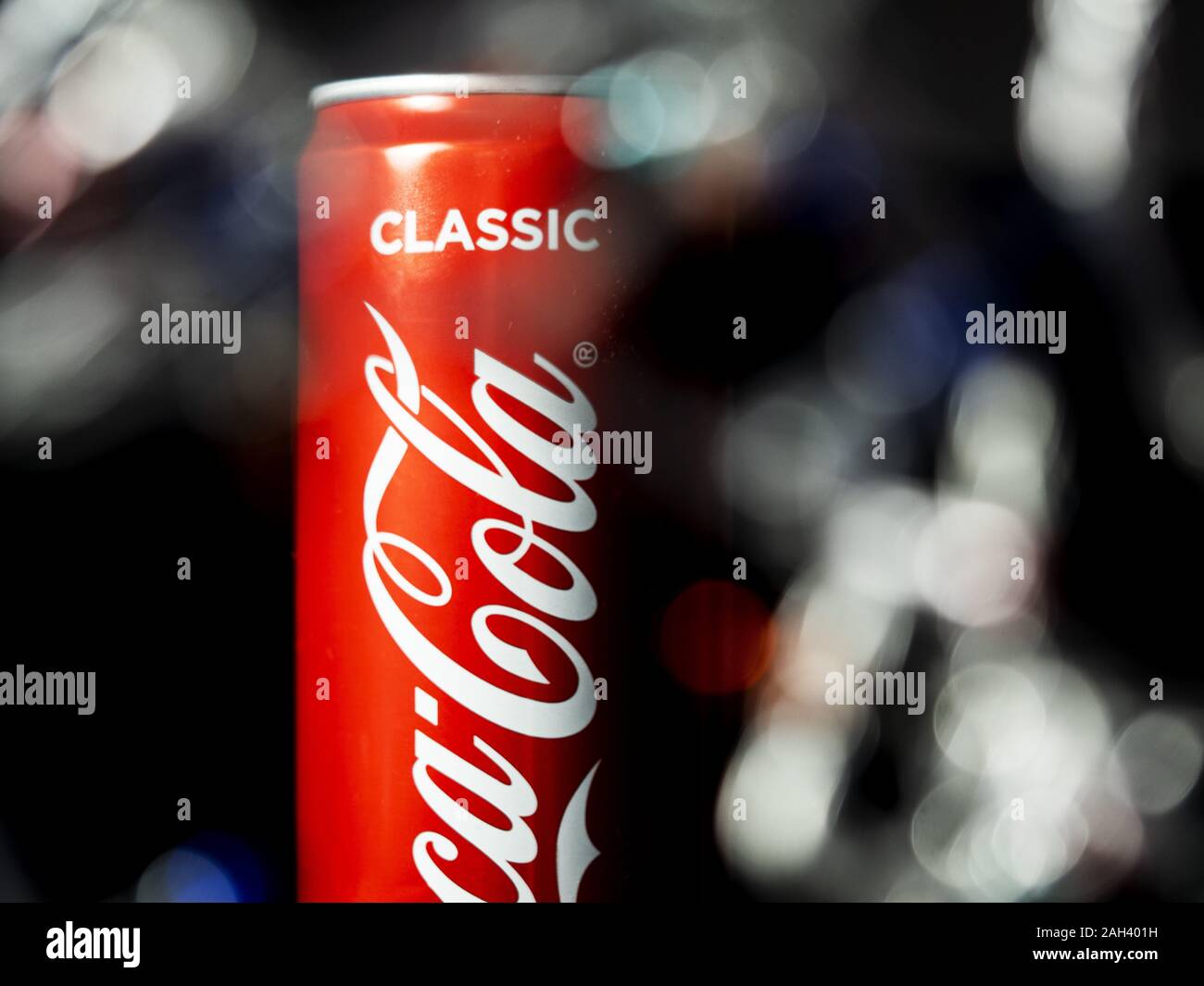 Can of coca cola 2019 hi-res stock photography and images - Alamy