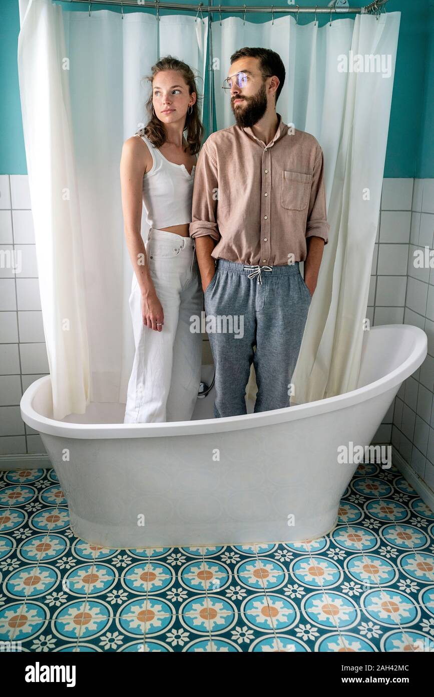 Two women in bathtub hi-res stock photography and images - Alamy