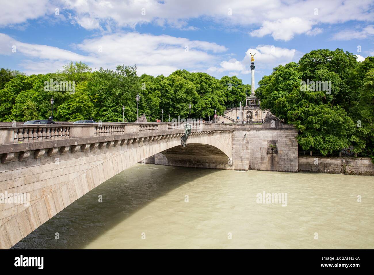 Prinzregent Bridge and Angel of Peace at the Maximilian Park, Munich ...