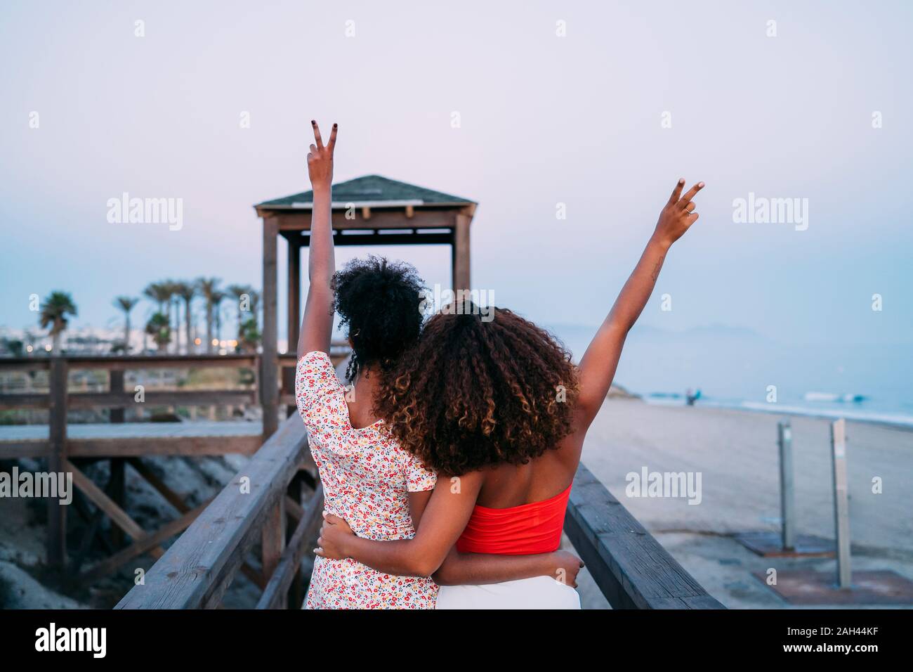 Arm in arms hi-res stock photography and images - Alamy
