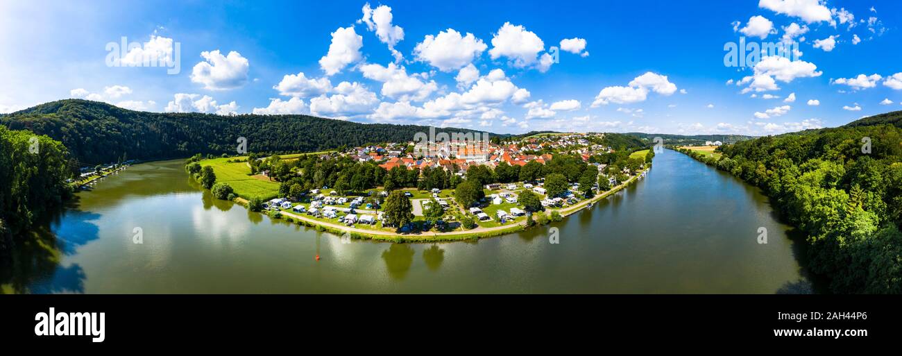 Binau hi-res stock photography and images - Alamy