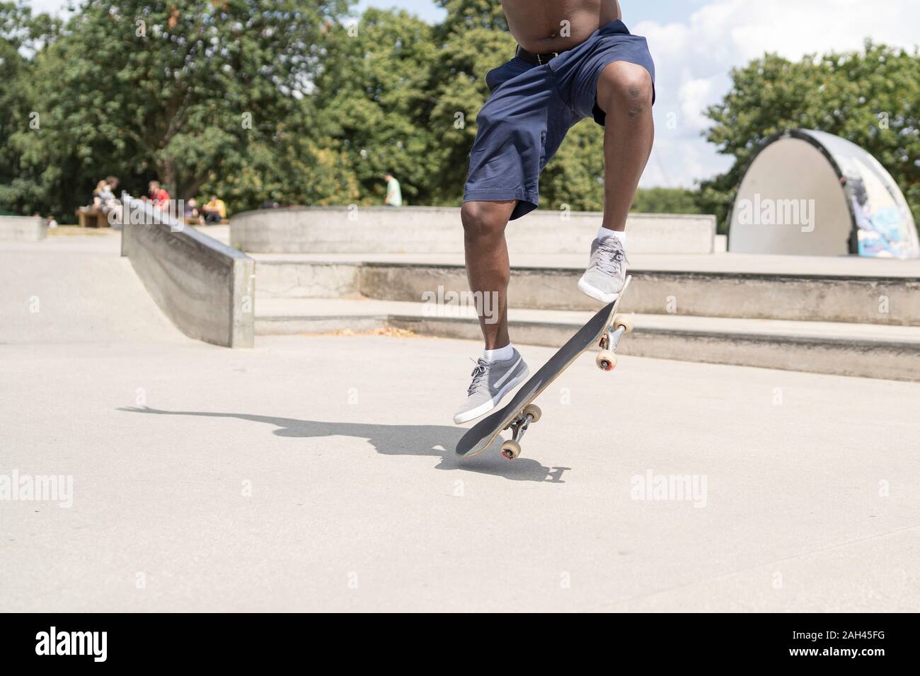 Man skating in skate park Stock Photo - Alamy