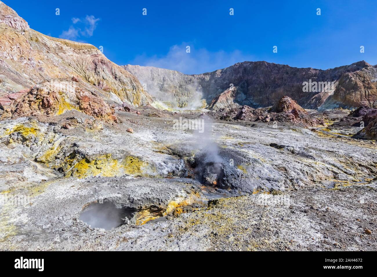 Fumaroles landscape hi-res stock photography and images - Alamy
