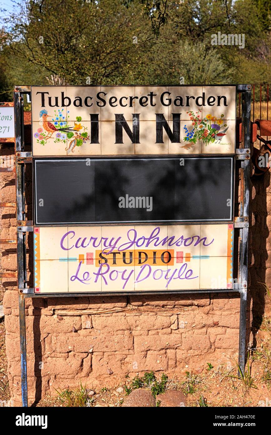 Roy logo design hi-res stock photography and images - Alamy