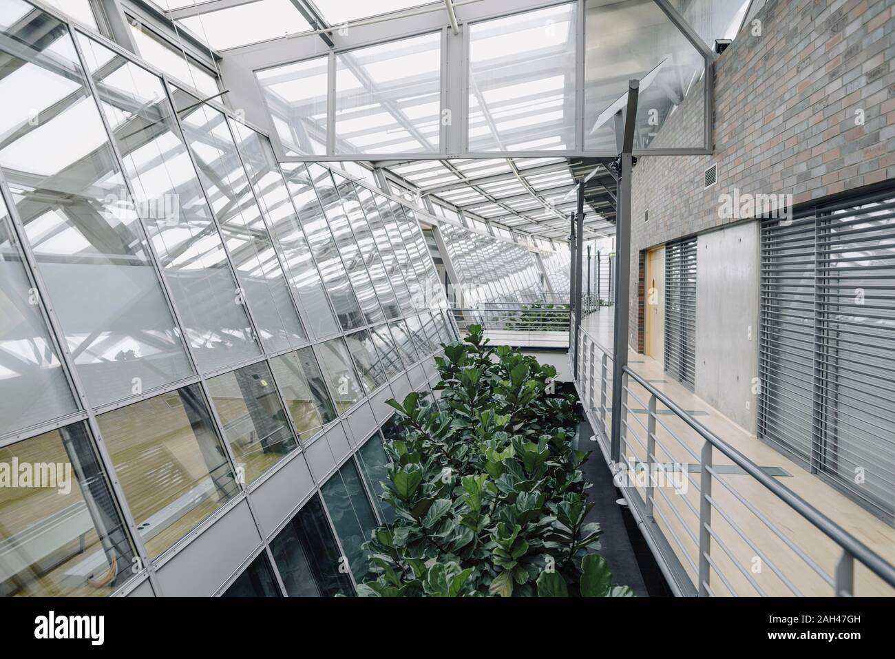 Building interior structure design hi-res stock photography and images ...