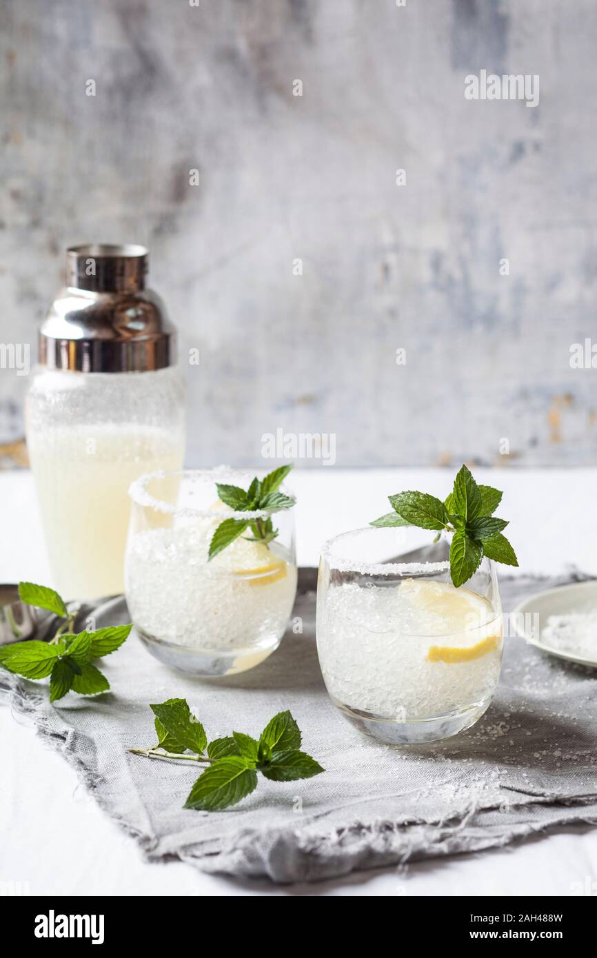 Cocktail mixer hi-res stock photography and images - Alamy