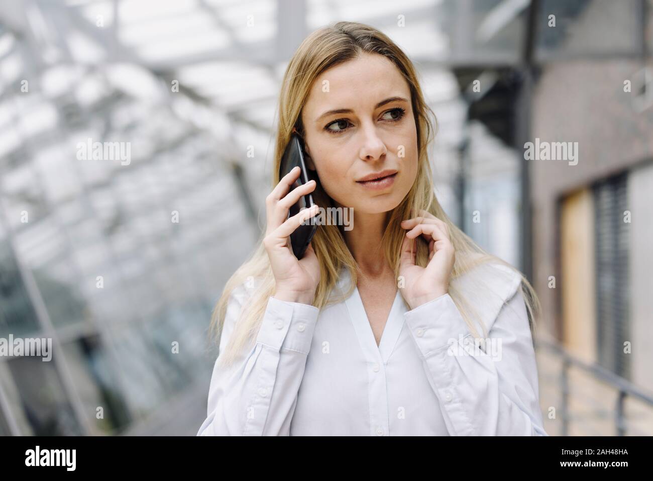 Anxious business hi-res stock photography and images - Alamy