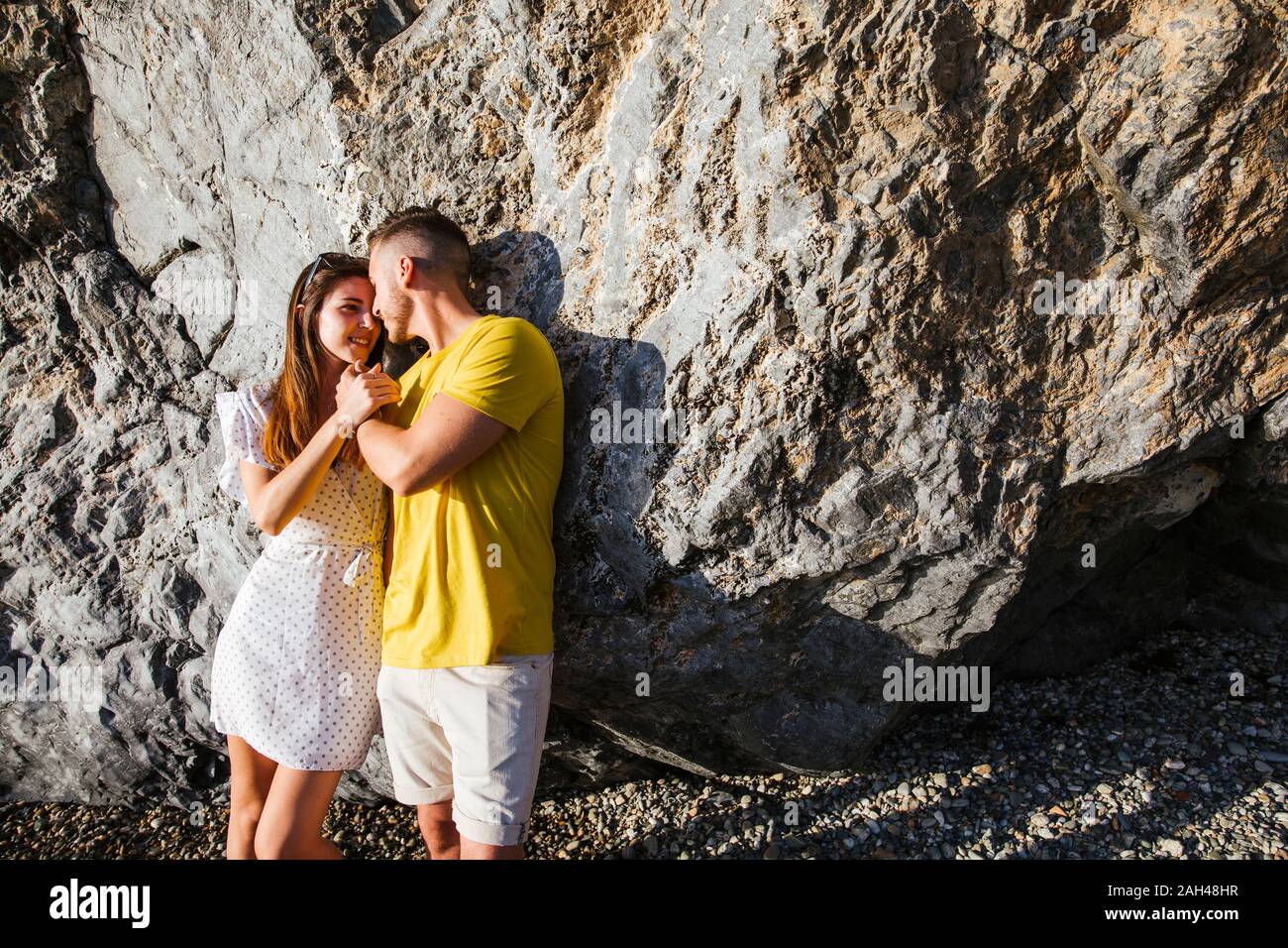 Adult couple on rock hi-res stock photography and images - Alamy