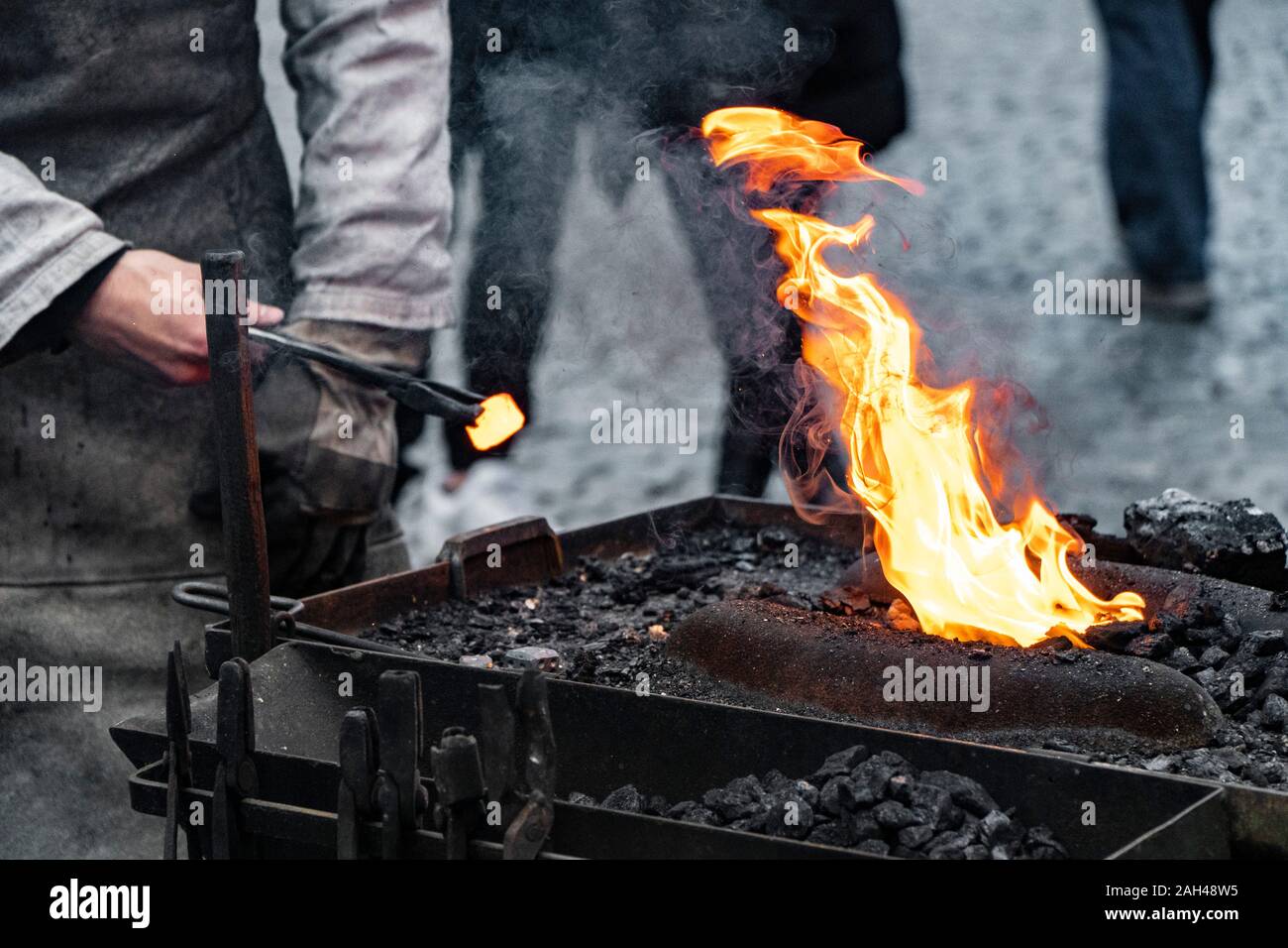 Blacksmith blower hi-res stock photography and images - Alamy
