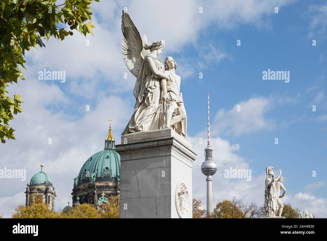 Warrior angel hi-res stock photography and images - Alamy