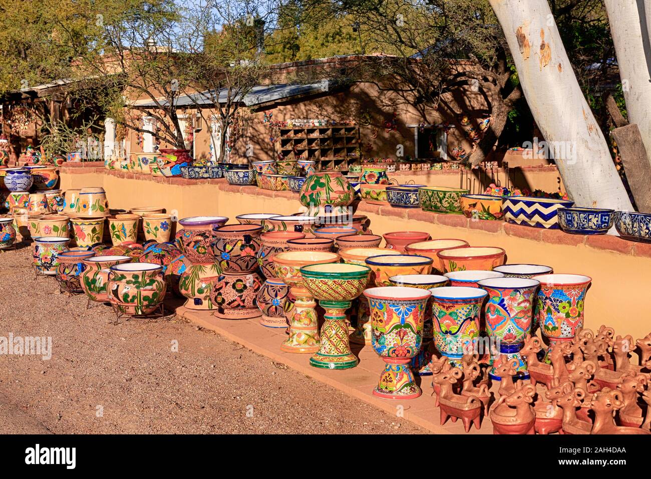 Glazed colorful Mexican pots outside a store in Tubac in Arizona Stock ...