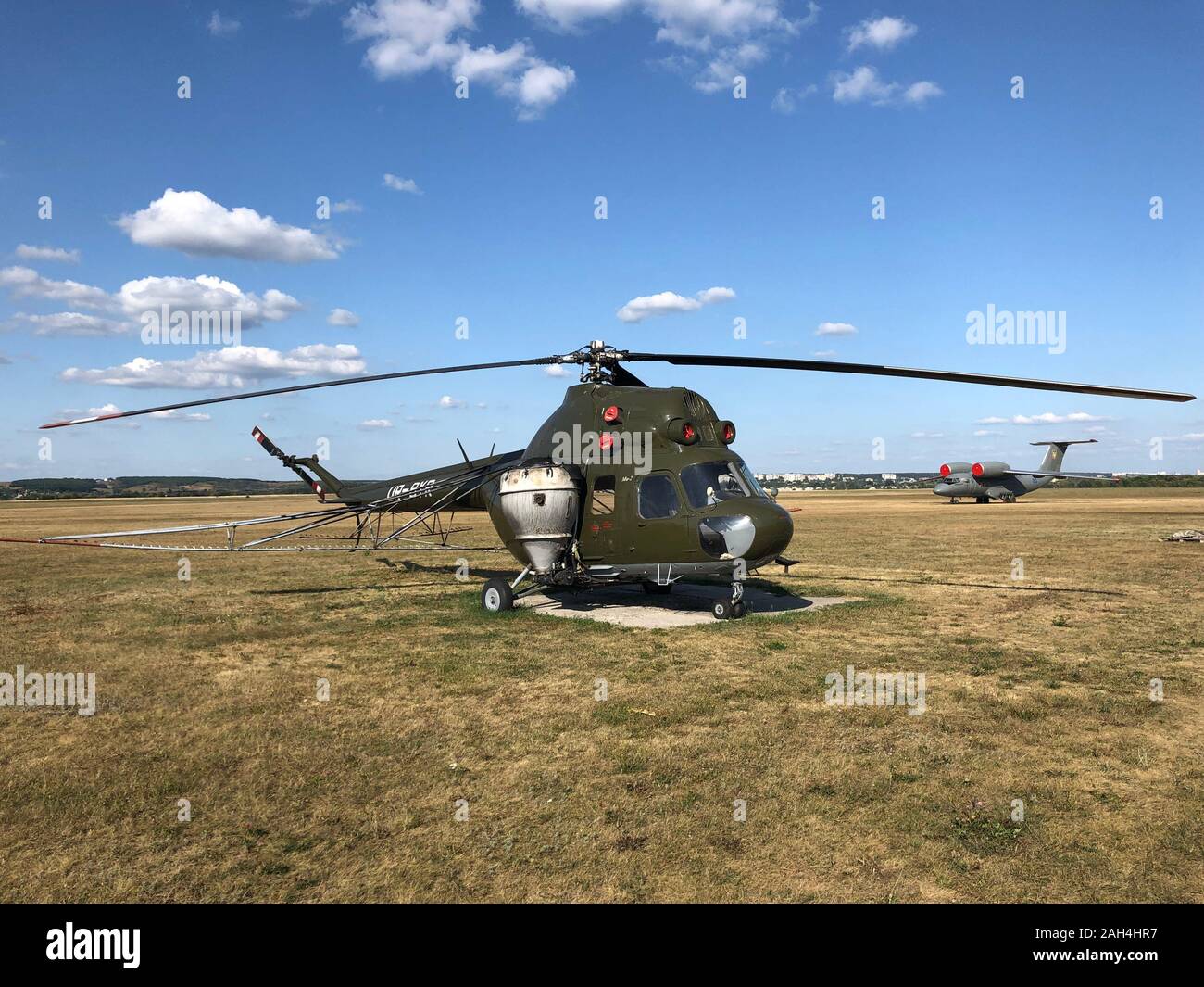 Soviet interceptor aircraft radar hi-res stock photography and images ...